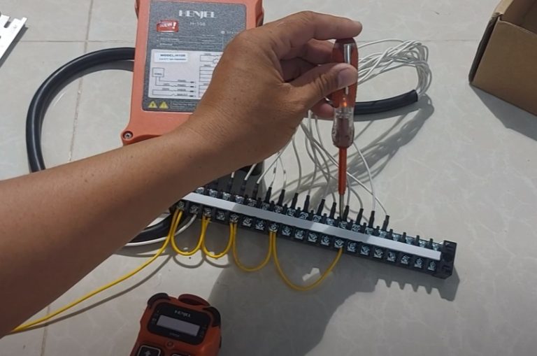 Cách lắp đặt bộ điều khiển từ xa Henjel H108 cho cầu trục